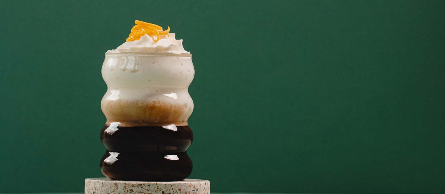 Come realizzare un caffè viennese - MaxiCoffee